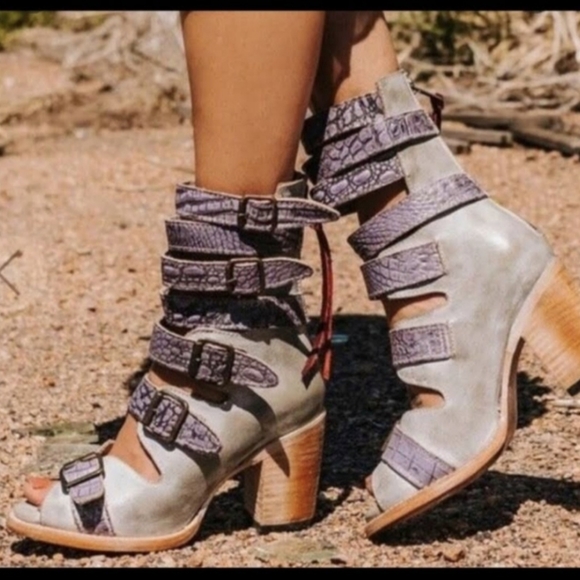 Freebird by Steven | Shoes | Freebird Bond Ice Multi Bnib | Poshmark